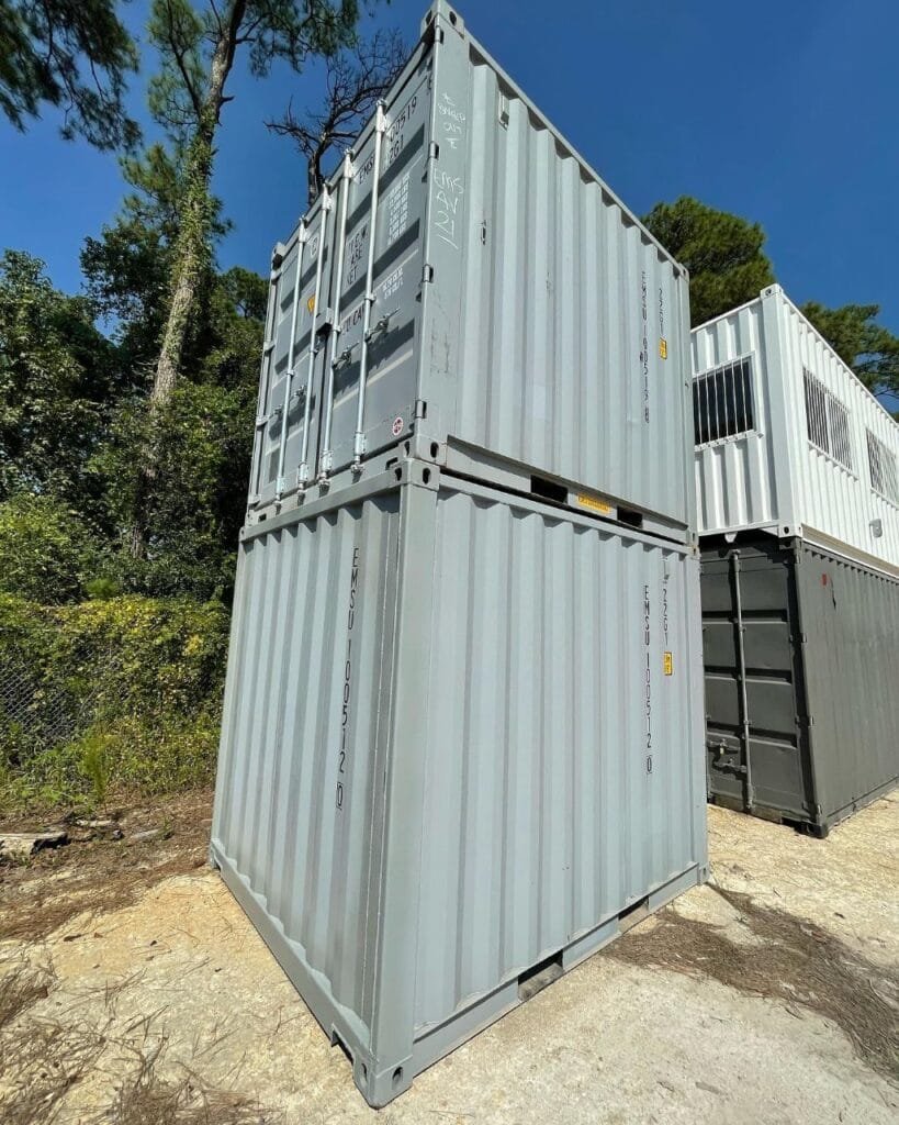 8ft x 8ft storage and shipping containers (New & Fairly used ...
